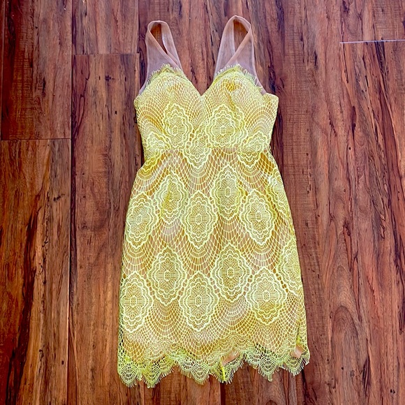 Dresses | Great Condition Yellow Lace Overlay Semi Formal Cocktail ...